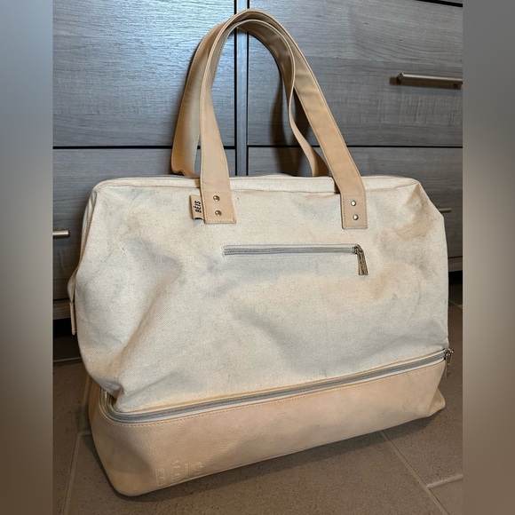 BEIS | Bags | Beis The Weekender Bag Beige | Poshmark